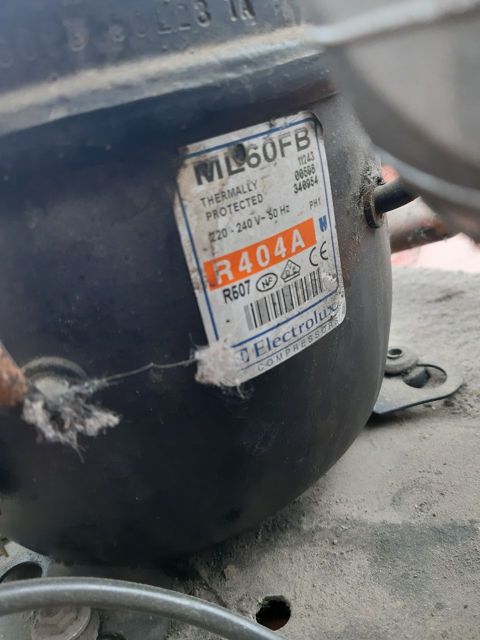 Motor de la frigider de vitrină magazin tot cu radiator