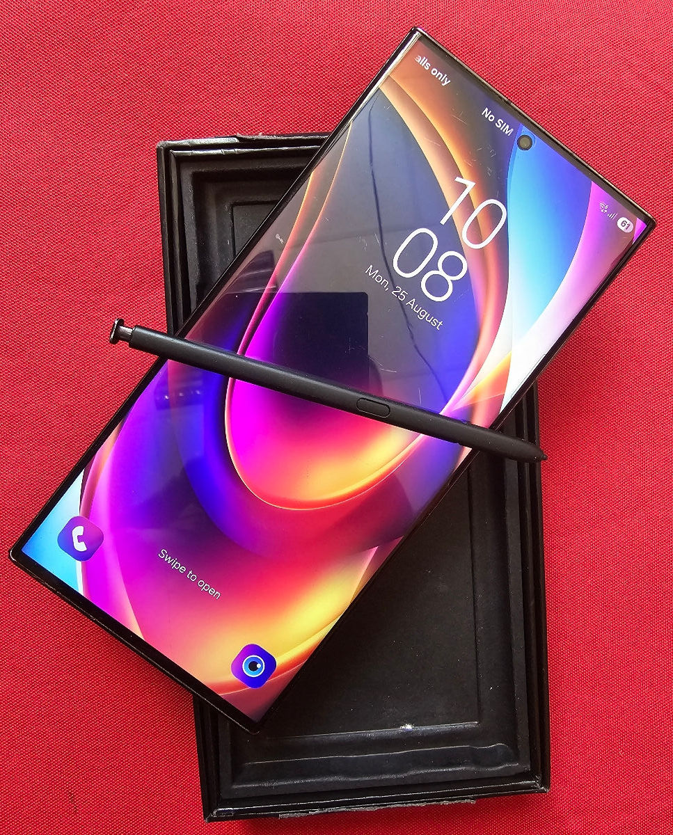 Urgent Galaxy S23 Ultra 12GB/256GB la cutie- 8800 lei cumparat de la ...