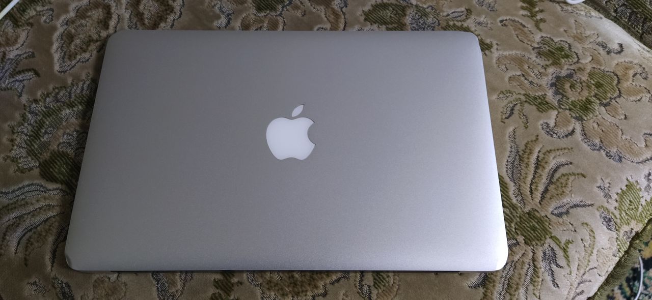 Apple MacBook Air A1370 2011 i5 4Gb SSD 128Gb