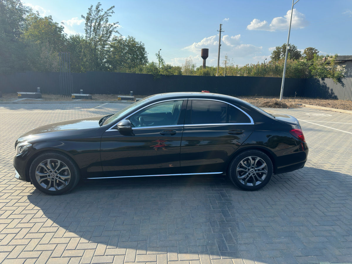 Mercedes C-Class an. 2016 cu rulaj 115000 km, Diesel, 22900
