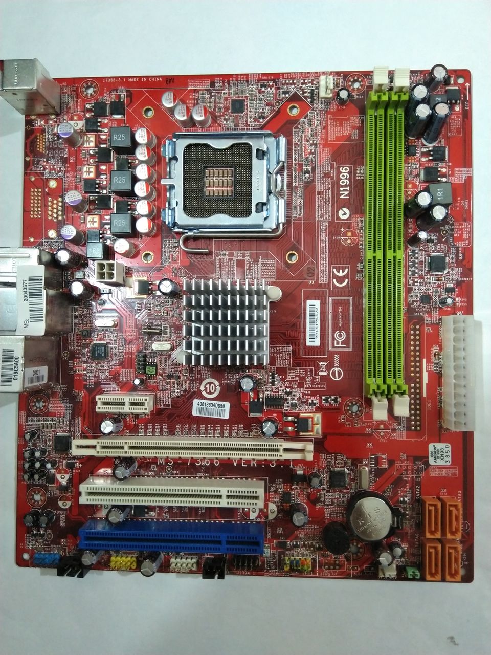 MSI MS-7366. Socket 775 -450 lei