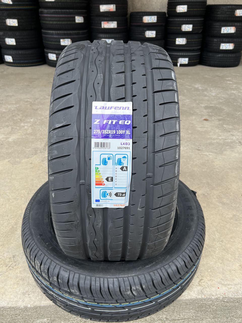 Продам комплект разношироких скатов 275/35 R19 и 245/40 R19 Laufenn fit (Hankook Group)