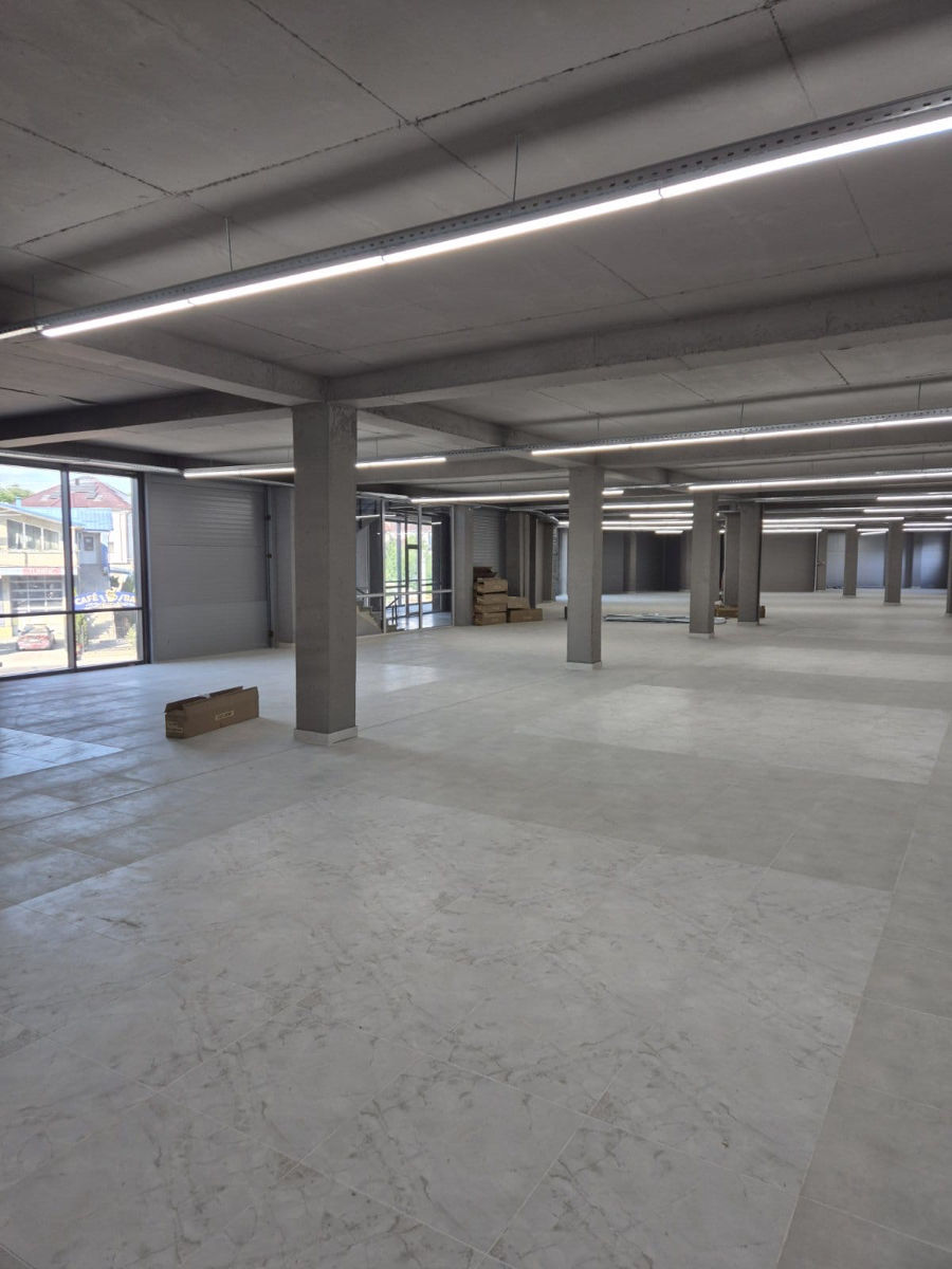 Chirie oficiu 1000 mp