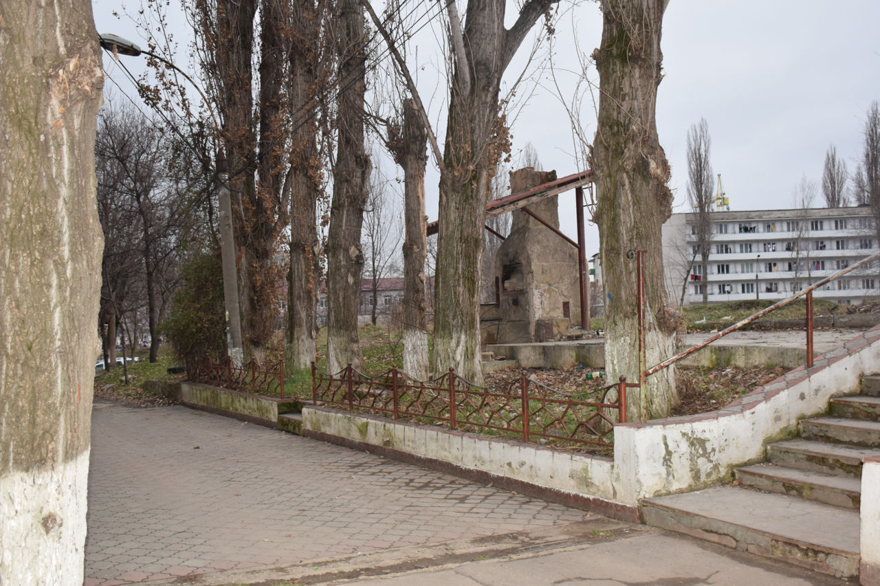 Cafenea in vinzare, str. Burebista,Super pret..