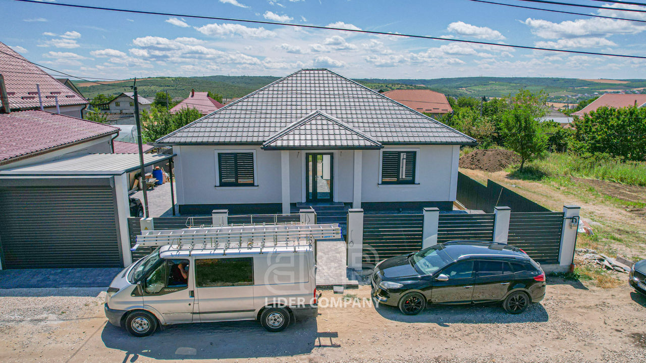 De vânzare casă cu un nivel – comuna Băcioi