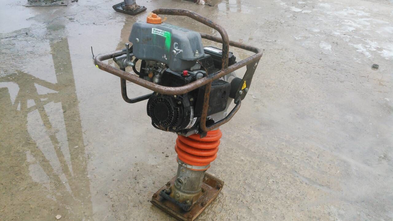 Mai compactor Mikasa MT-72 FW : Вибротрамбовка Mikasa MT-72 FW