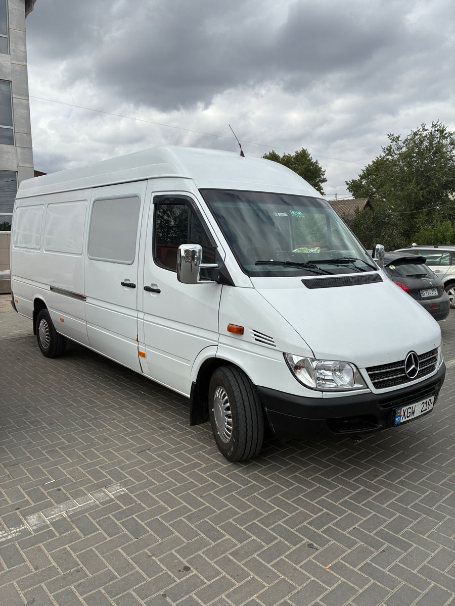 Mercedes Sprinter 2004 г. с пробегом, Дизель, 8300