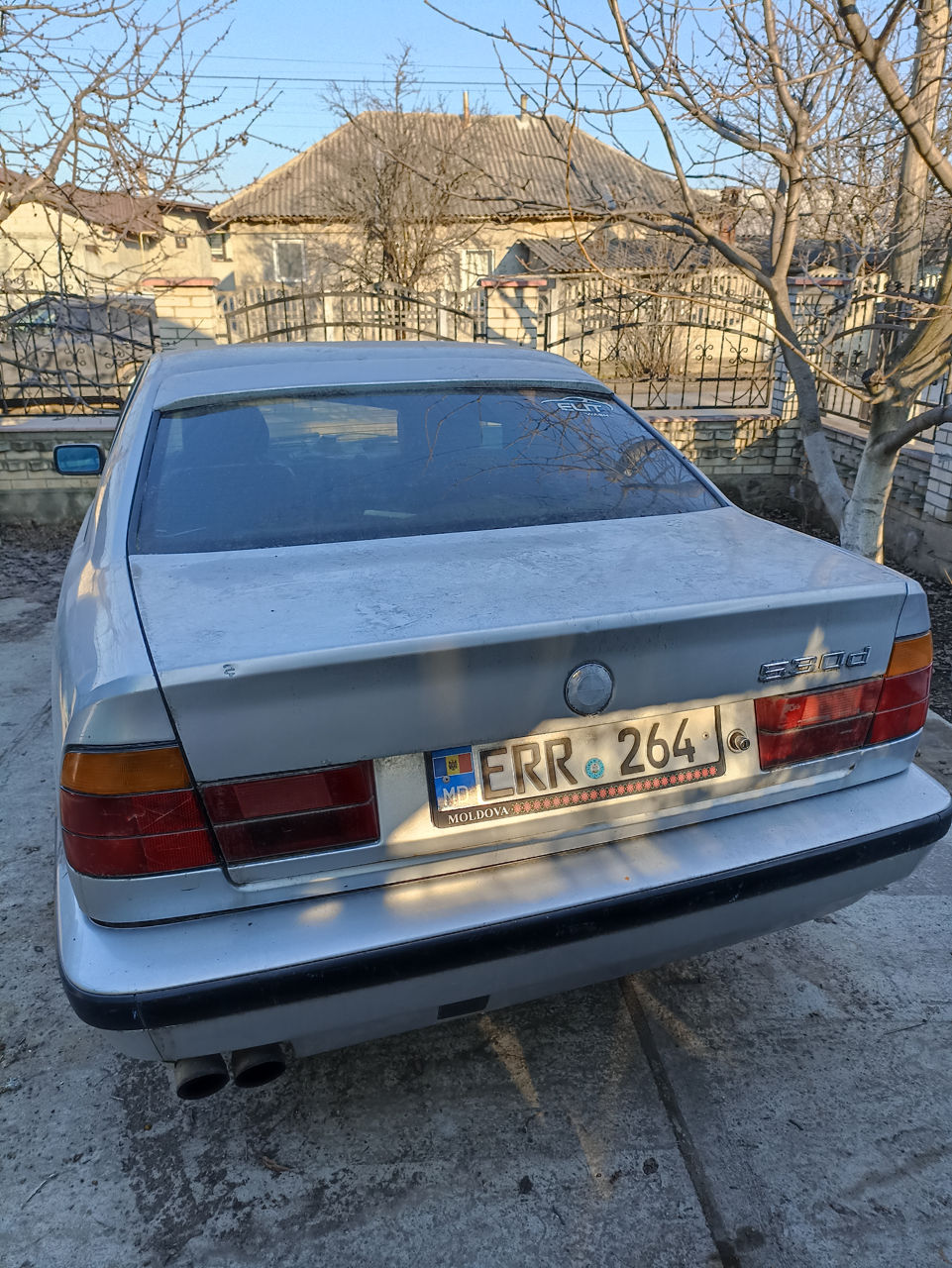 BMW 5 Series an. 1993 cu rulaj 300000 km, Diesel, 1300