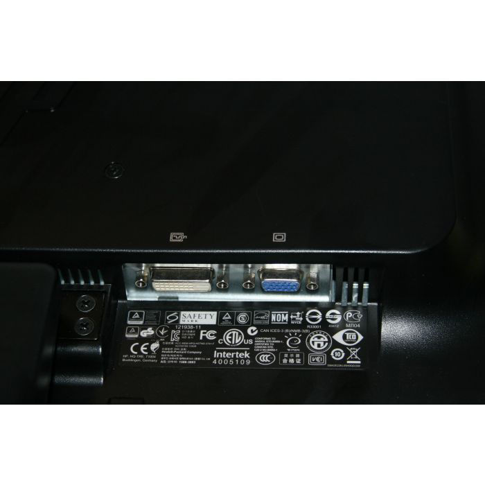 Моник HP P221 В идевльном состаянть