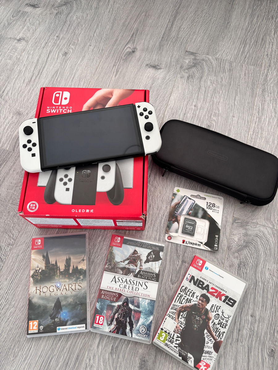 Vand & Schimb Consola portabila Nintendo Switch Oled | Noua + Accesorii ...