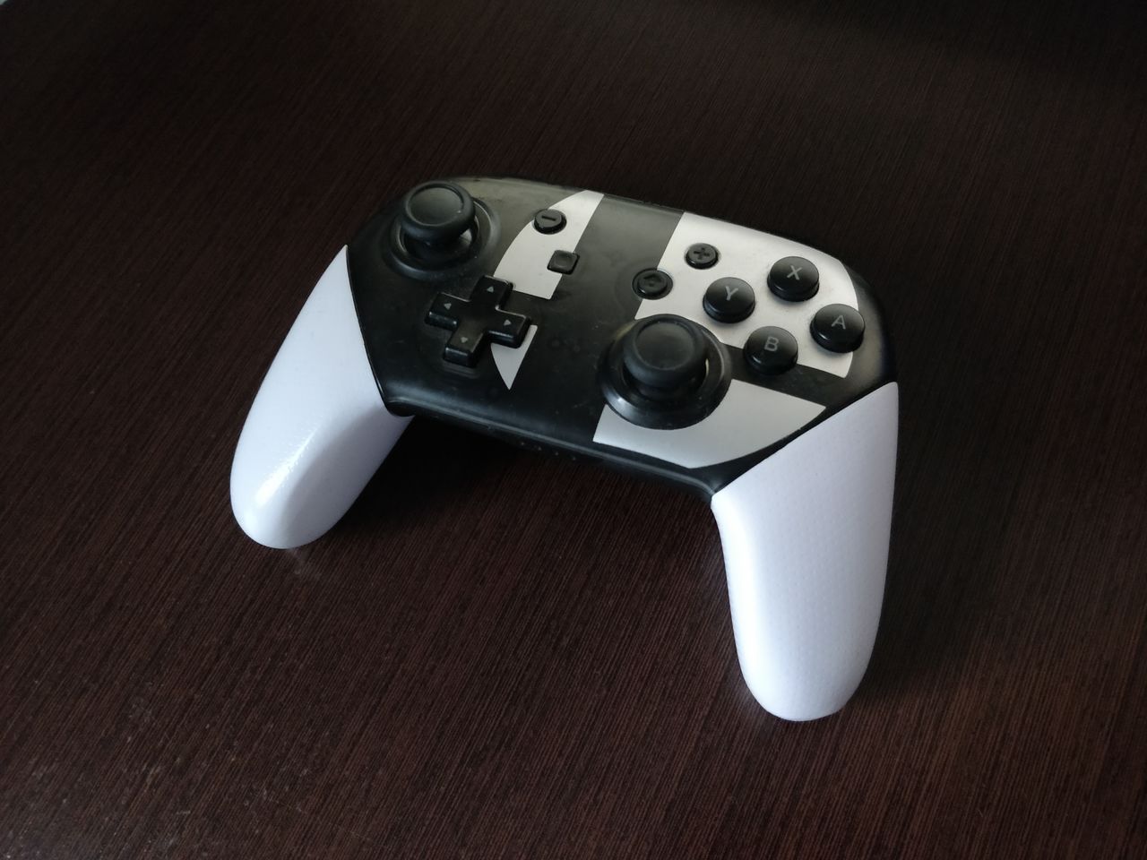 Nintendo Switch Pro Controller Super Smash Bros. Ultimate Edition