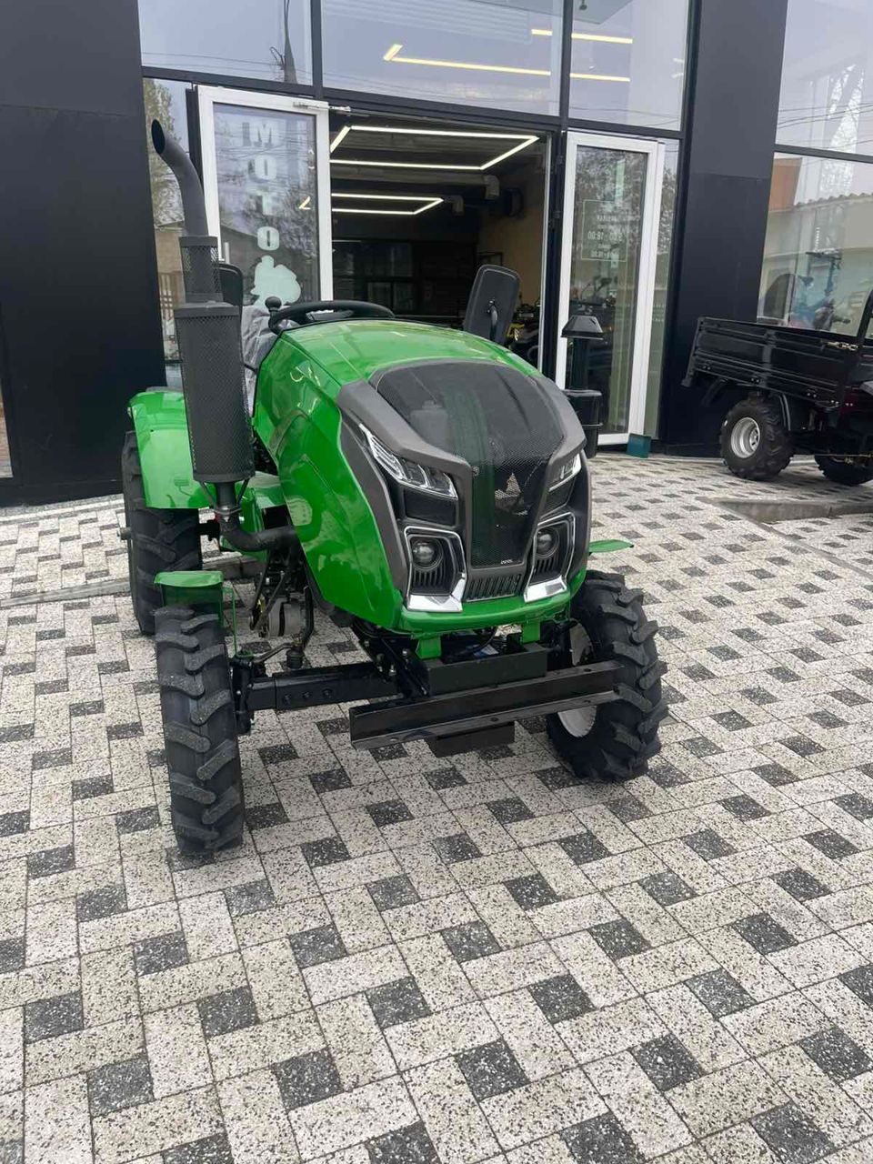 Mini-Tractoare T-24c.p