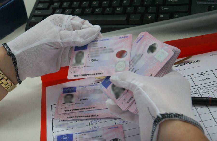 Ajut! Permis roman: CPC/CPI ADR CIP Card Tahograf