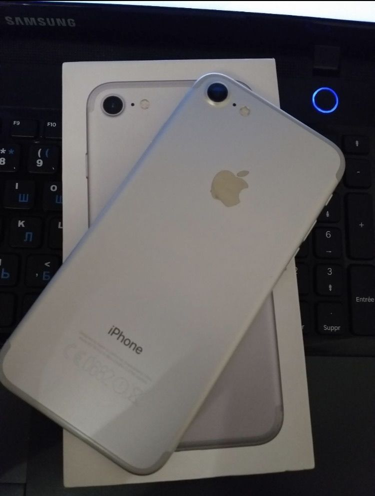 iPhone 7 Silver