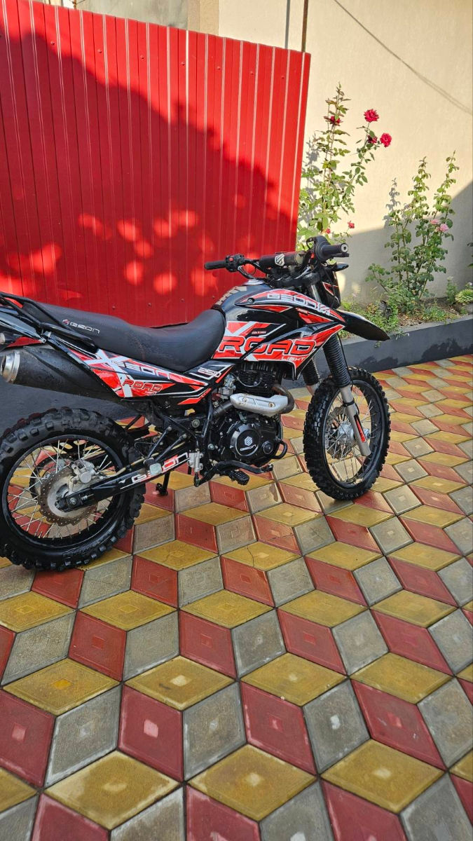 Geon Xroad 250