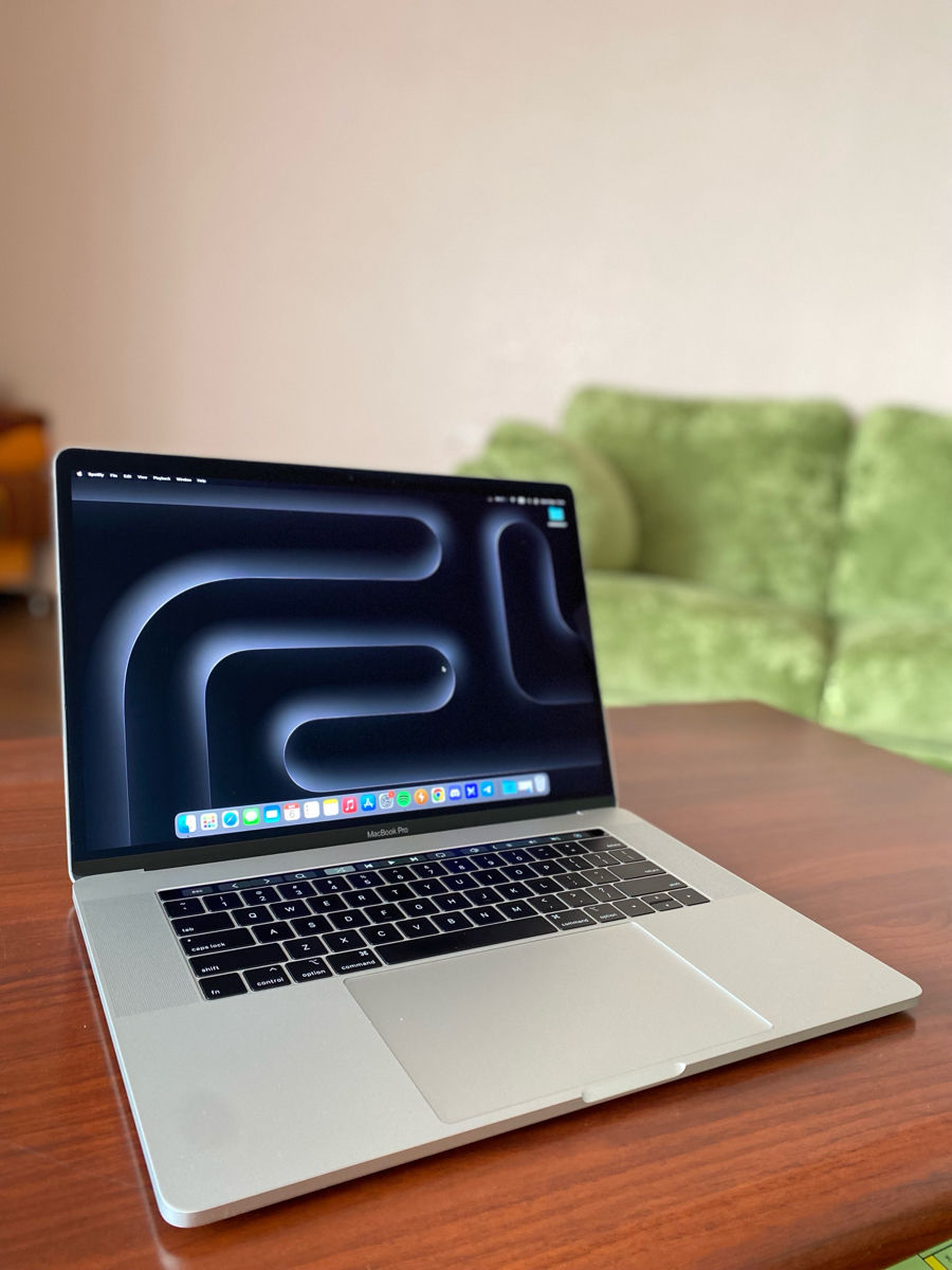MacBook Pro 15 Late 2019