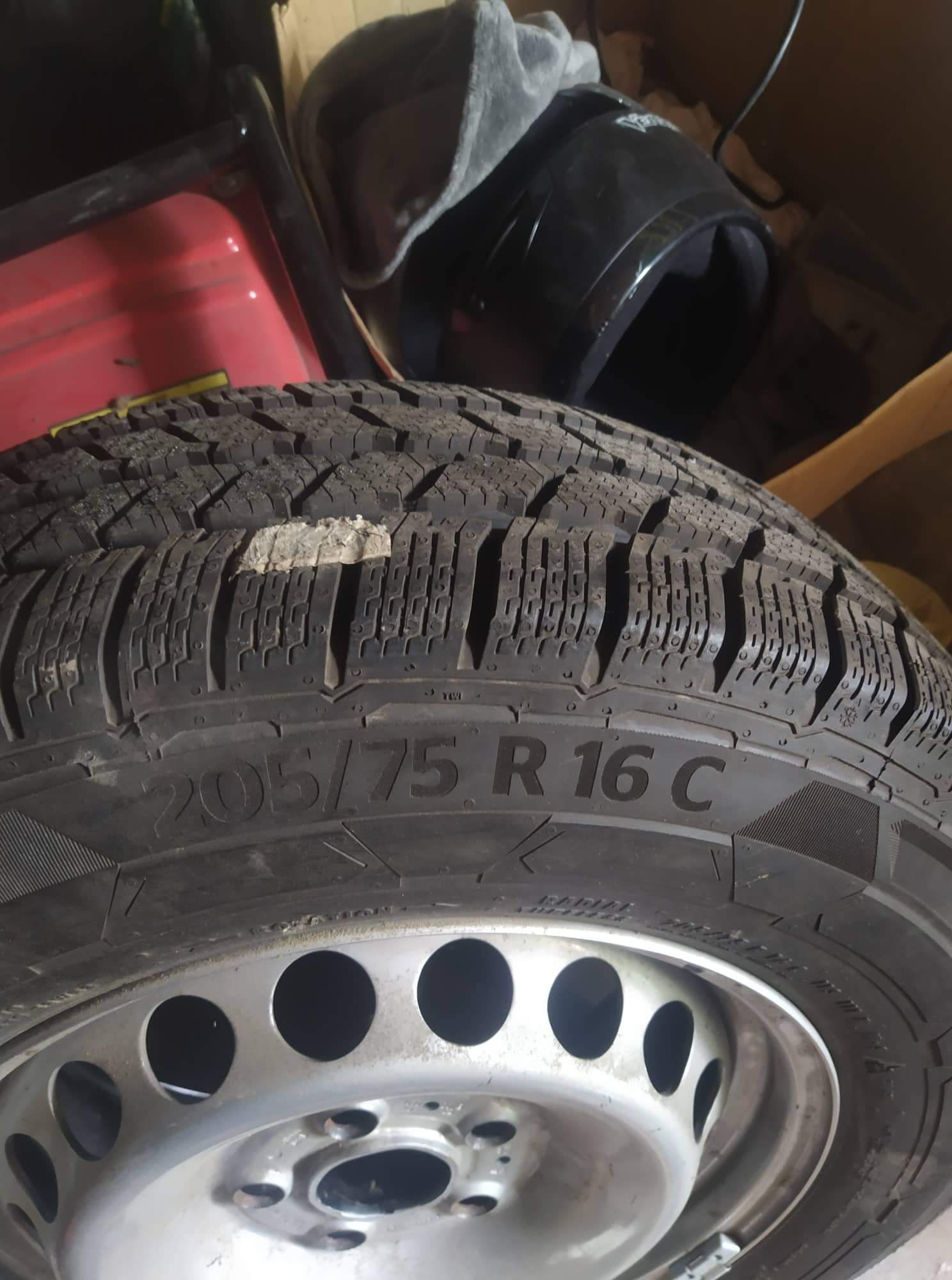 R16c 205 75