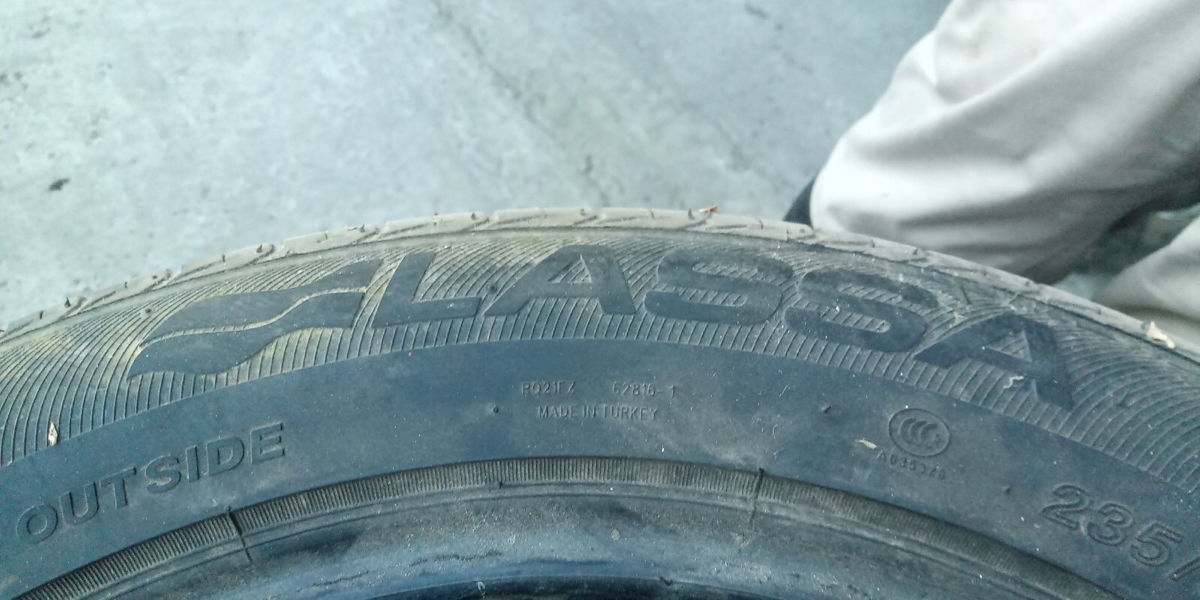 Vind anvelope auto 235/55/R17