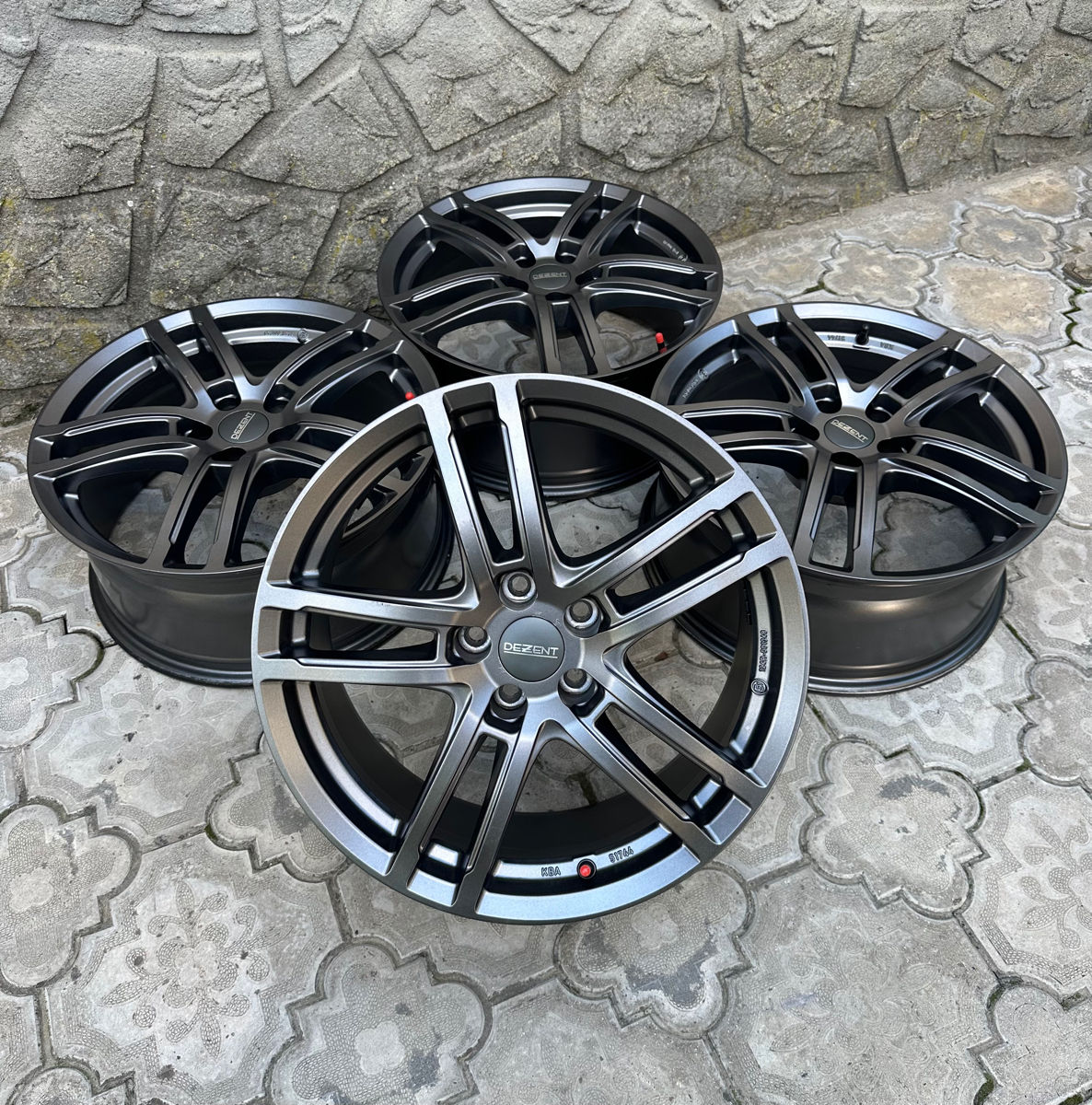 Dezel R18 5/108 8j et42