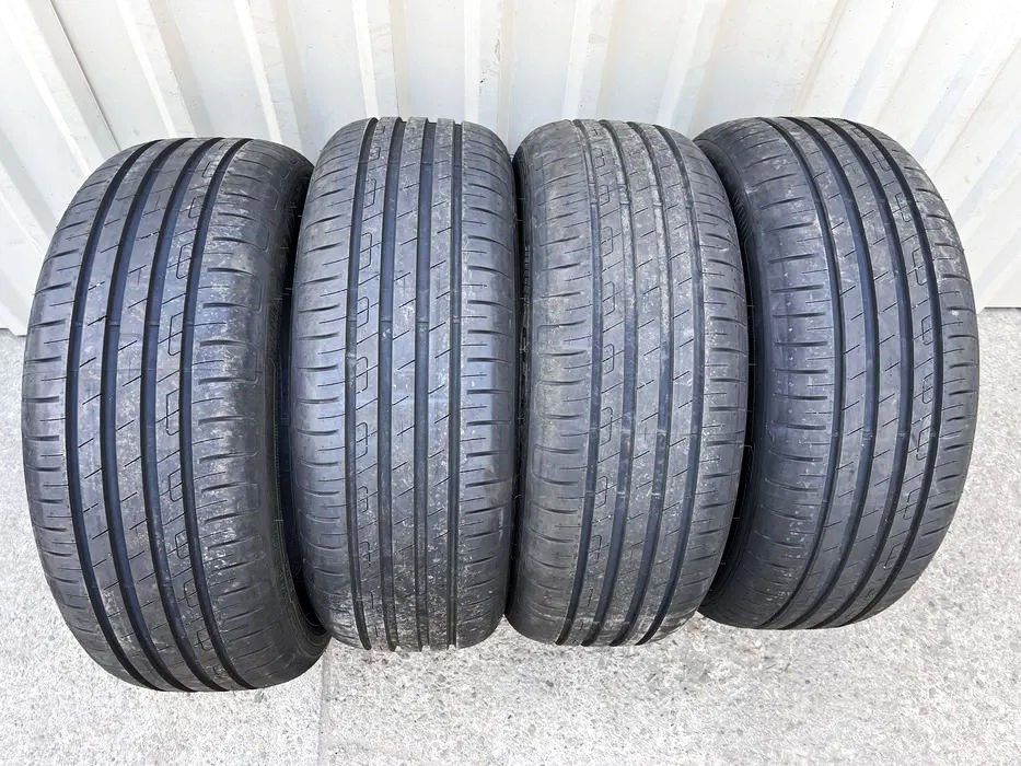 215 60 r17 Goodyear