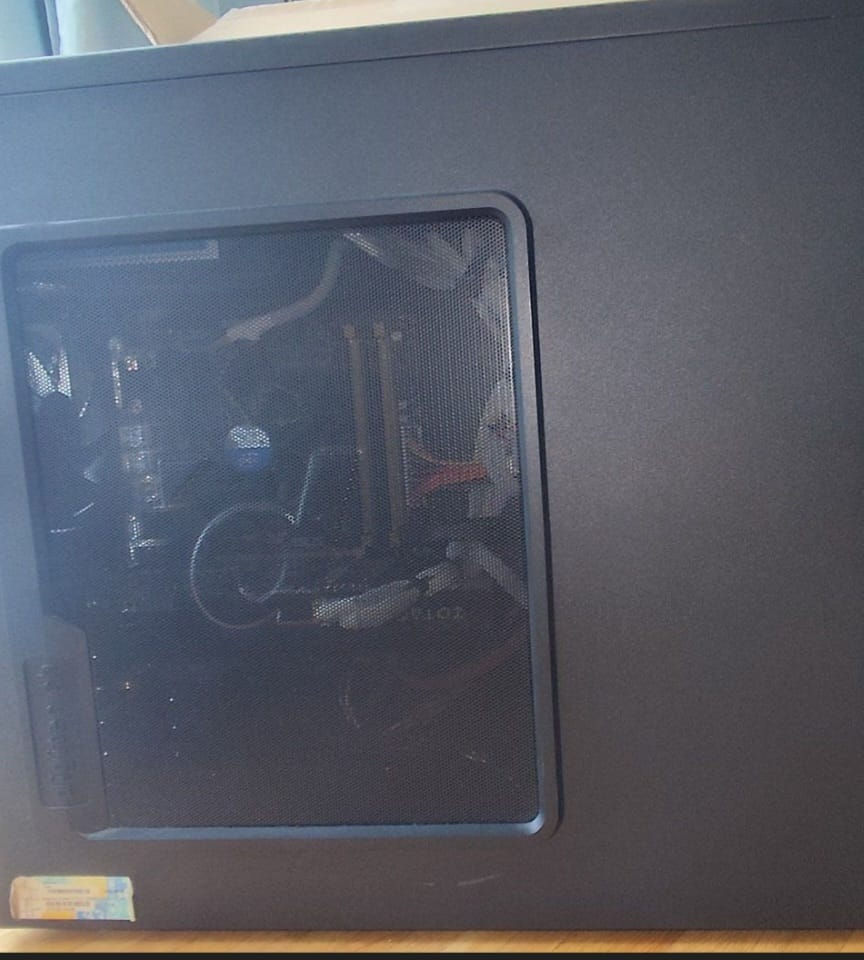 Intel i7 4470 16GB RAM,SSD 250,HDD 2T
