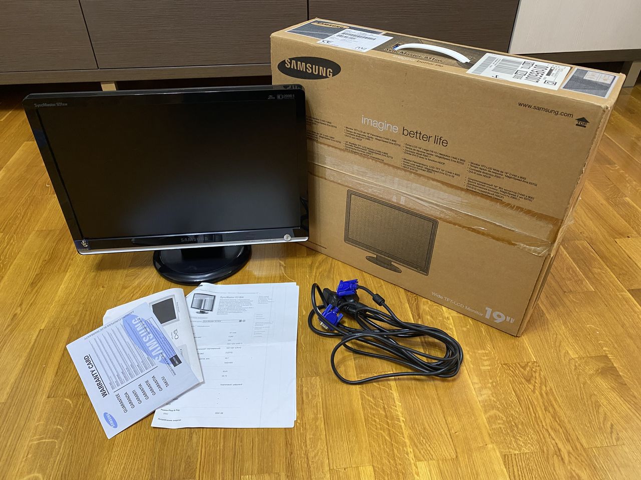 Monitor Samsung model Sync Master 931 BW