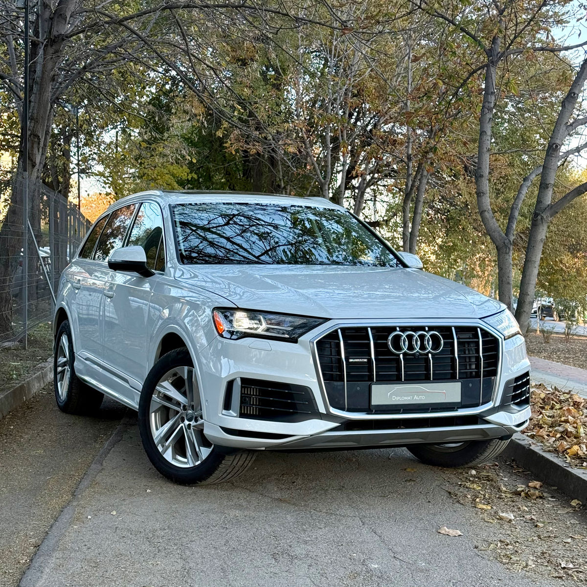 Audi Q7 an. 2020 cu rulaj 135600 km, Benzină, 39999
