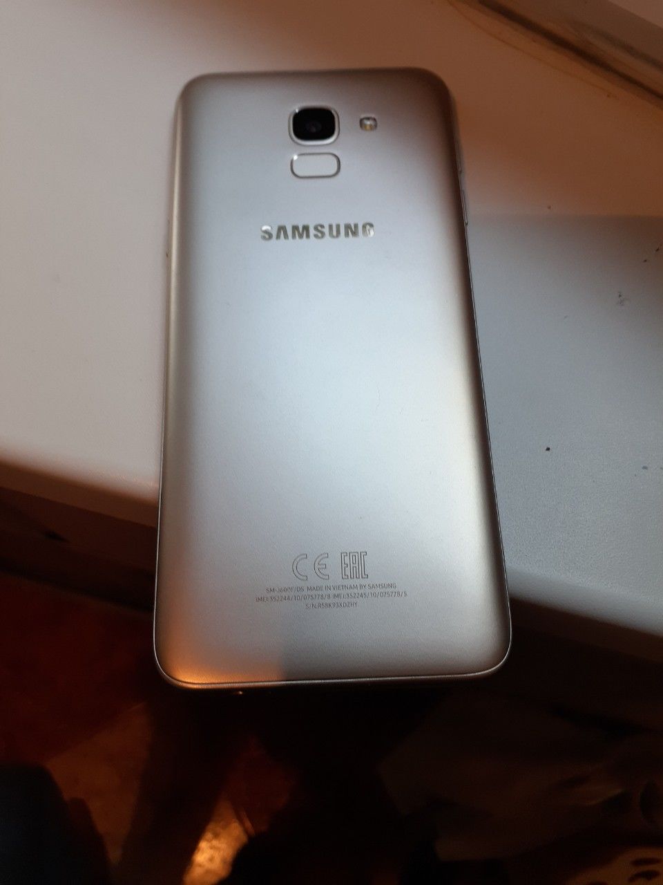 Schimb Samsung J6 2018 pe Iphone