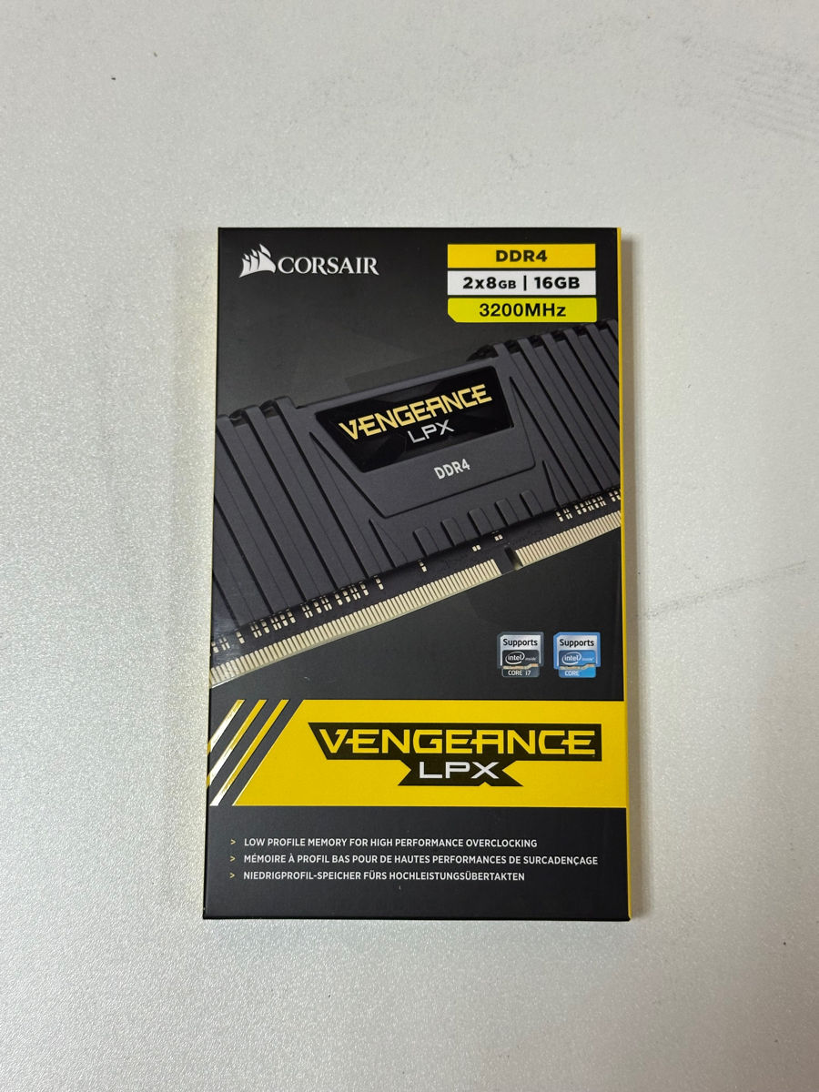 Corsair 16gb ( 8gb x 2 ) 3200 mhz ddr4
