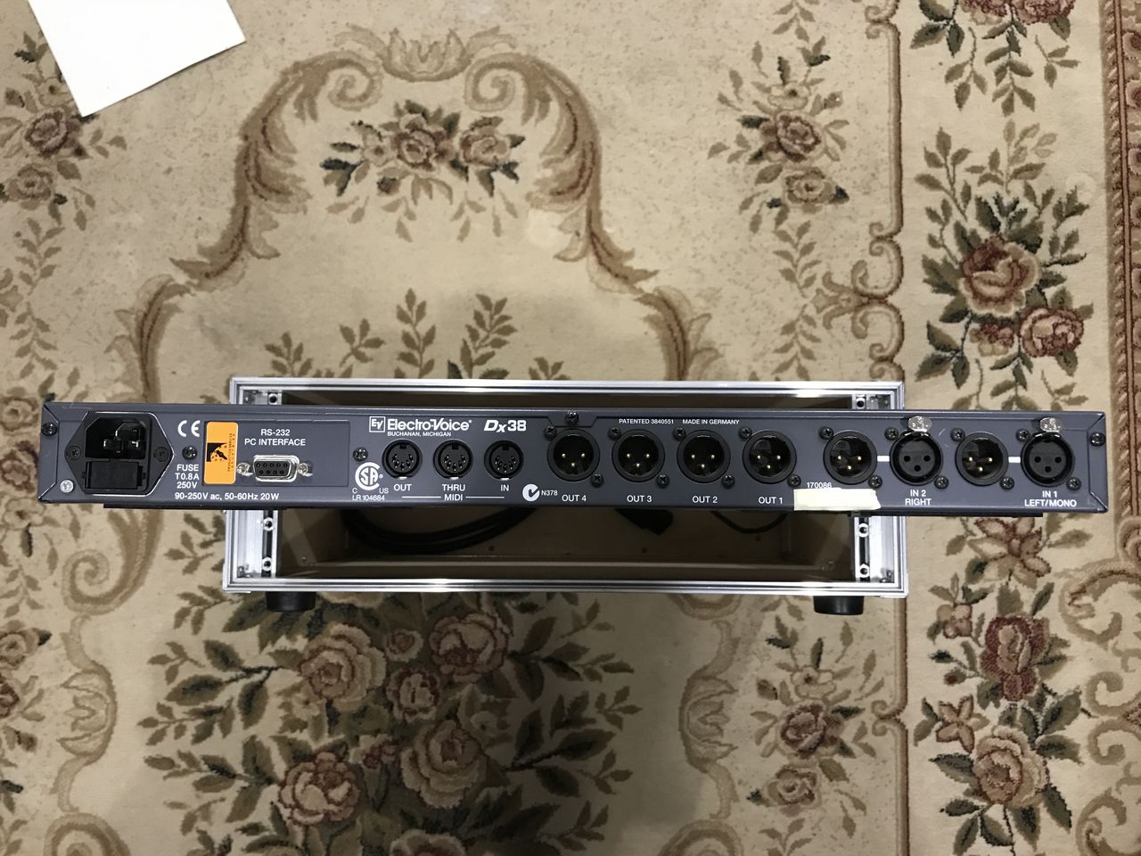 Electro-Voice EV Dx 38 - Processor, crossover