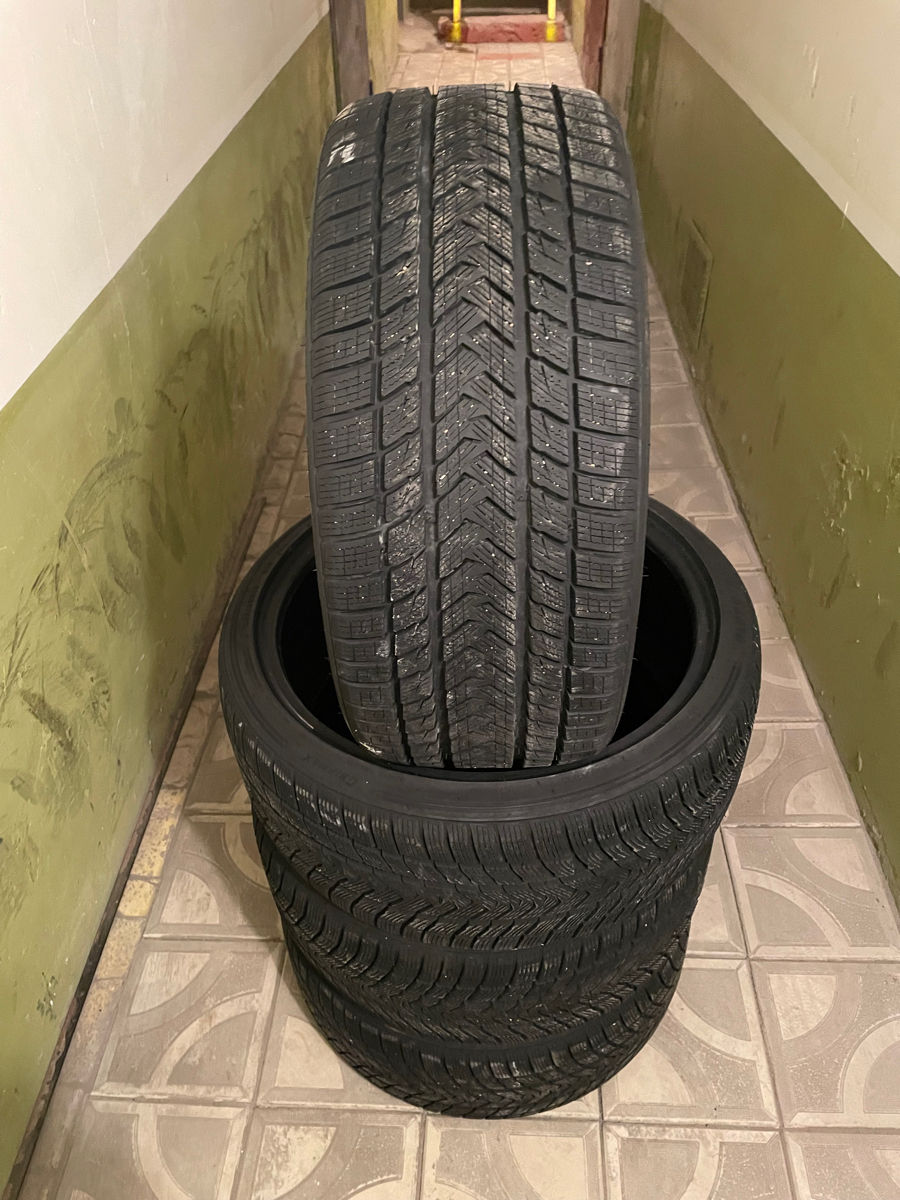 Anvelope de iarna 4buc 235/35/r19 Gripmax