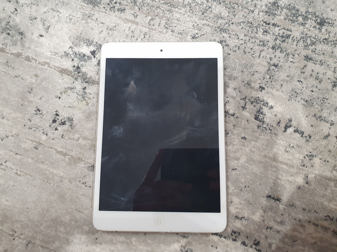 iPad mini A1432 wifi 32gb.