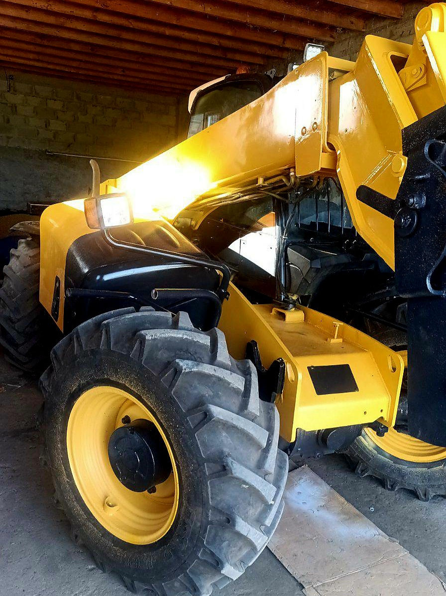 Incarcator telescopic JCB 731-70