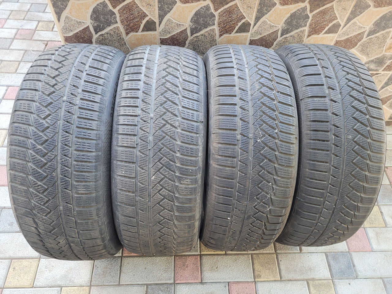 Cauciucuri Continental R18 225-55