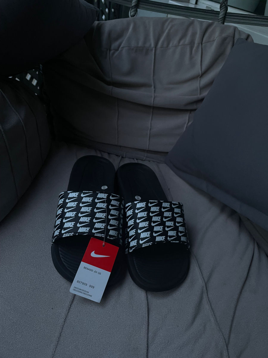 Slapi Nike