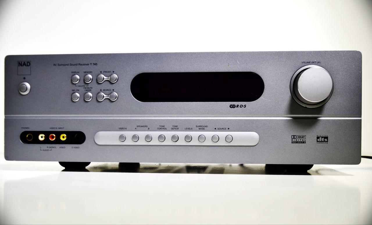 NAD T743 Dolby Digital / DTS Audio Video Receiver