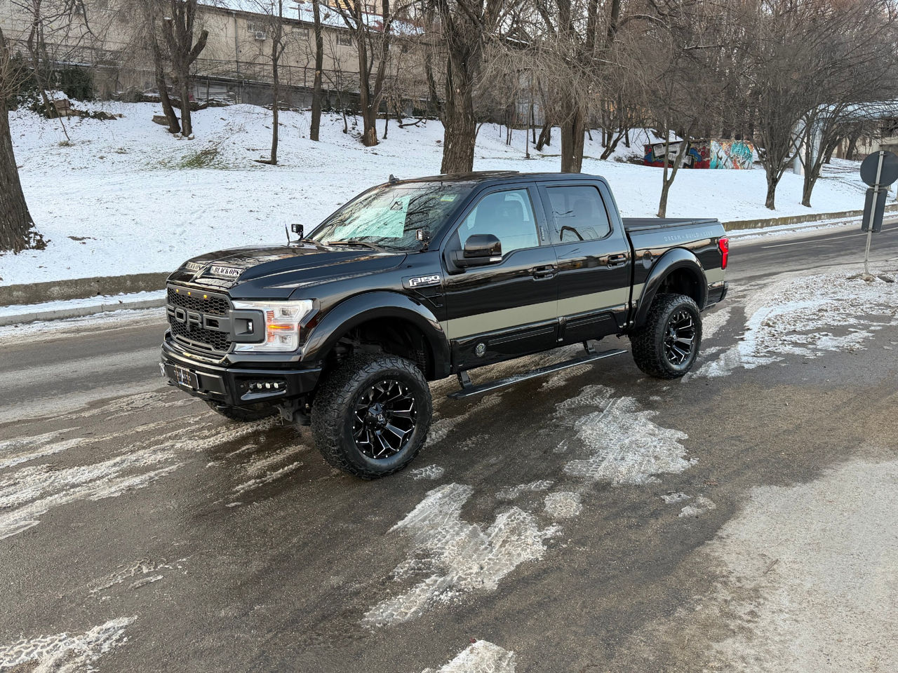 Ford F-150 2018 г. с пробегом 133000 км, Бензин, 49999