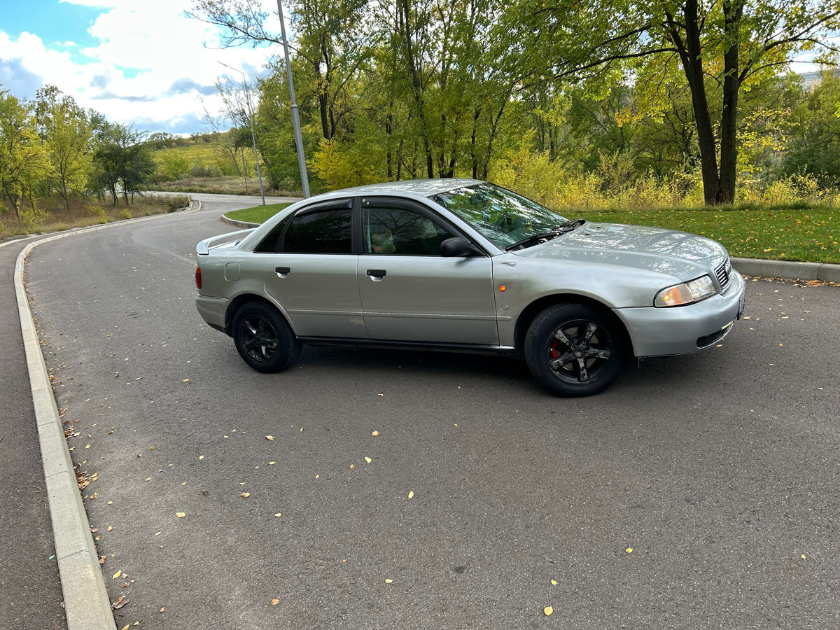 Audi A4 an. 1996 cu rulaj 400 km, Benzină, 2600