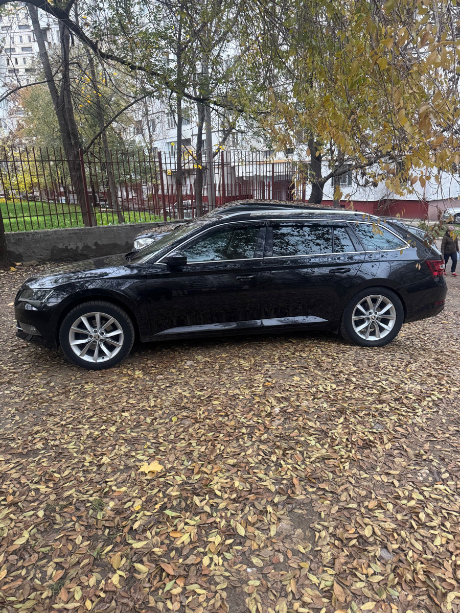 Skoda Superb an. 2017 cu rulaj 226000 km, Diesel, 17800