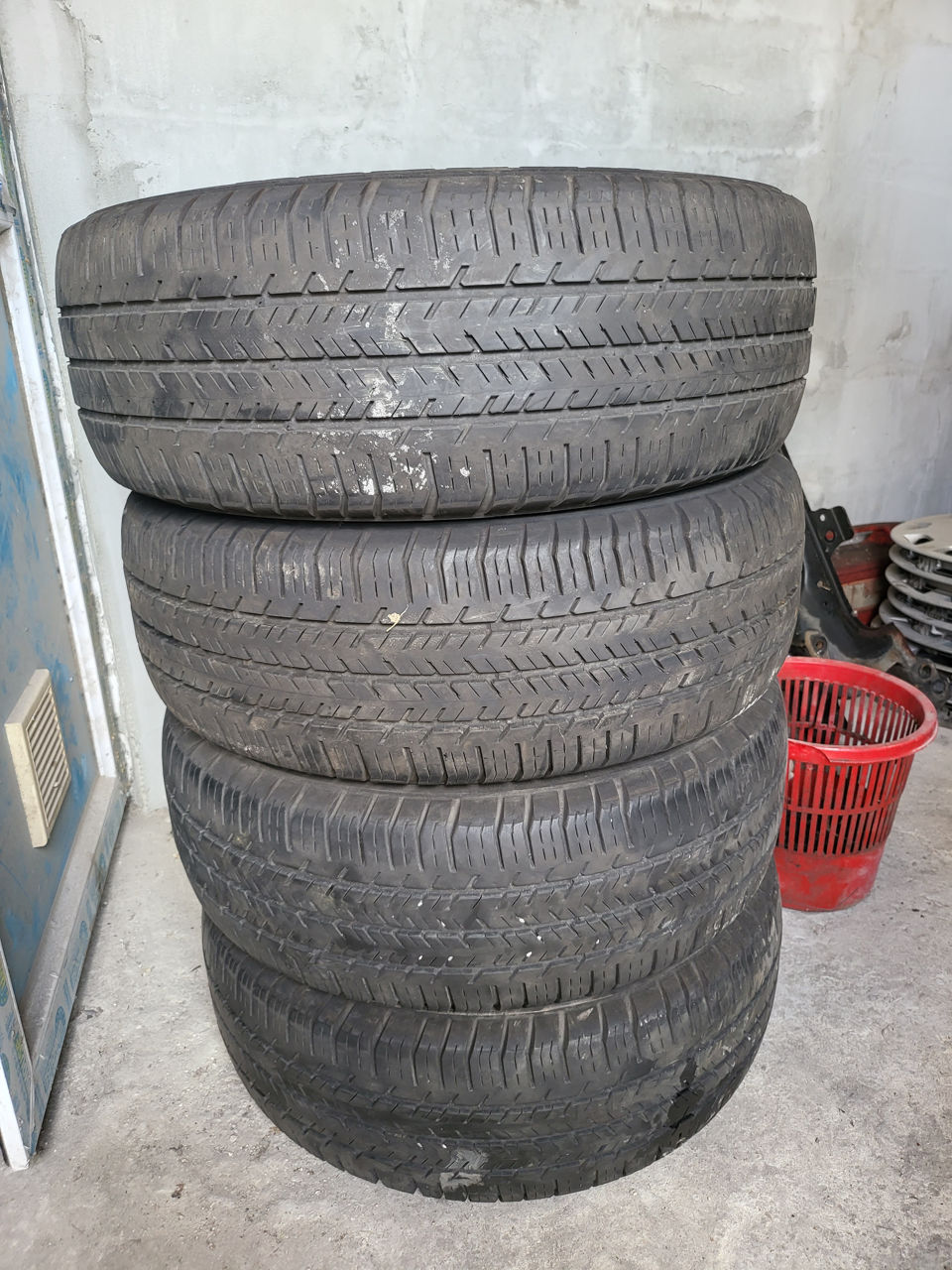 215/65/ R16c