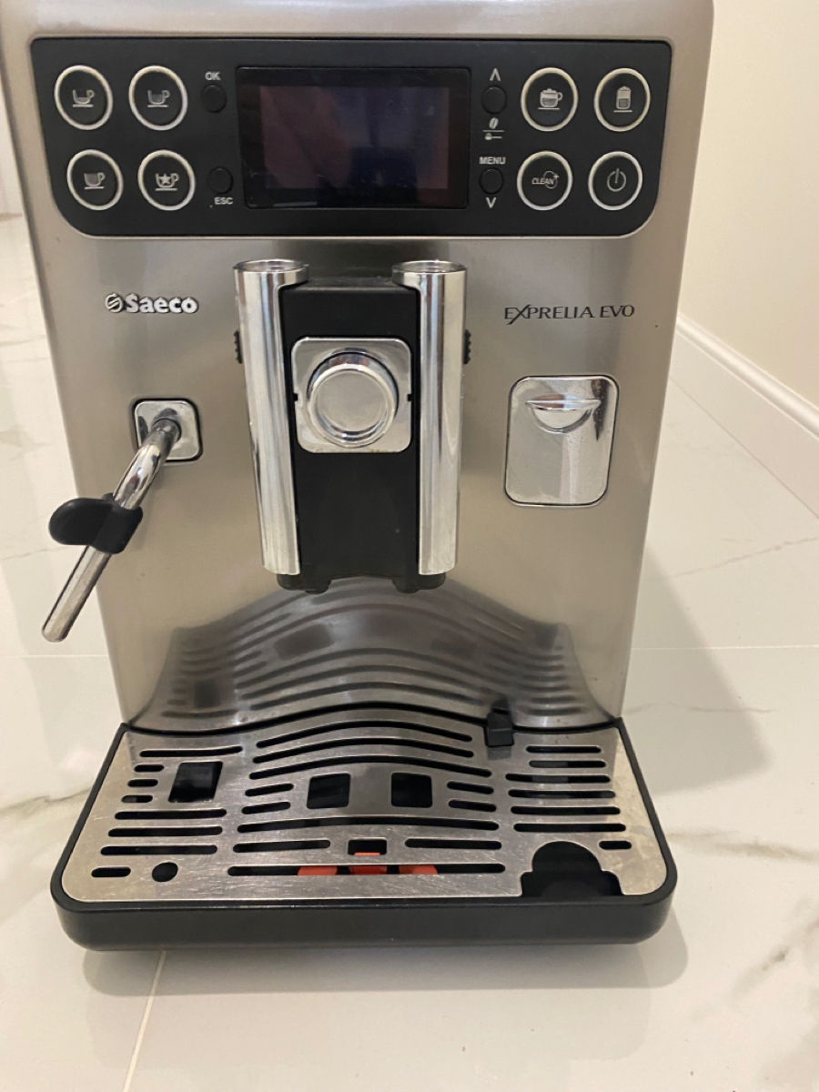 Кофемашина Saeco Exprelia Evo