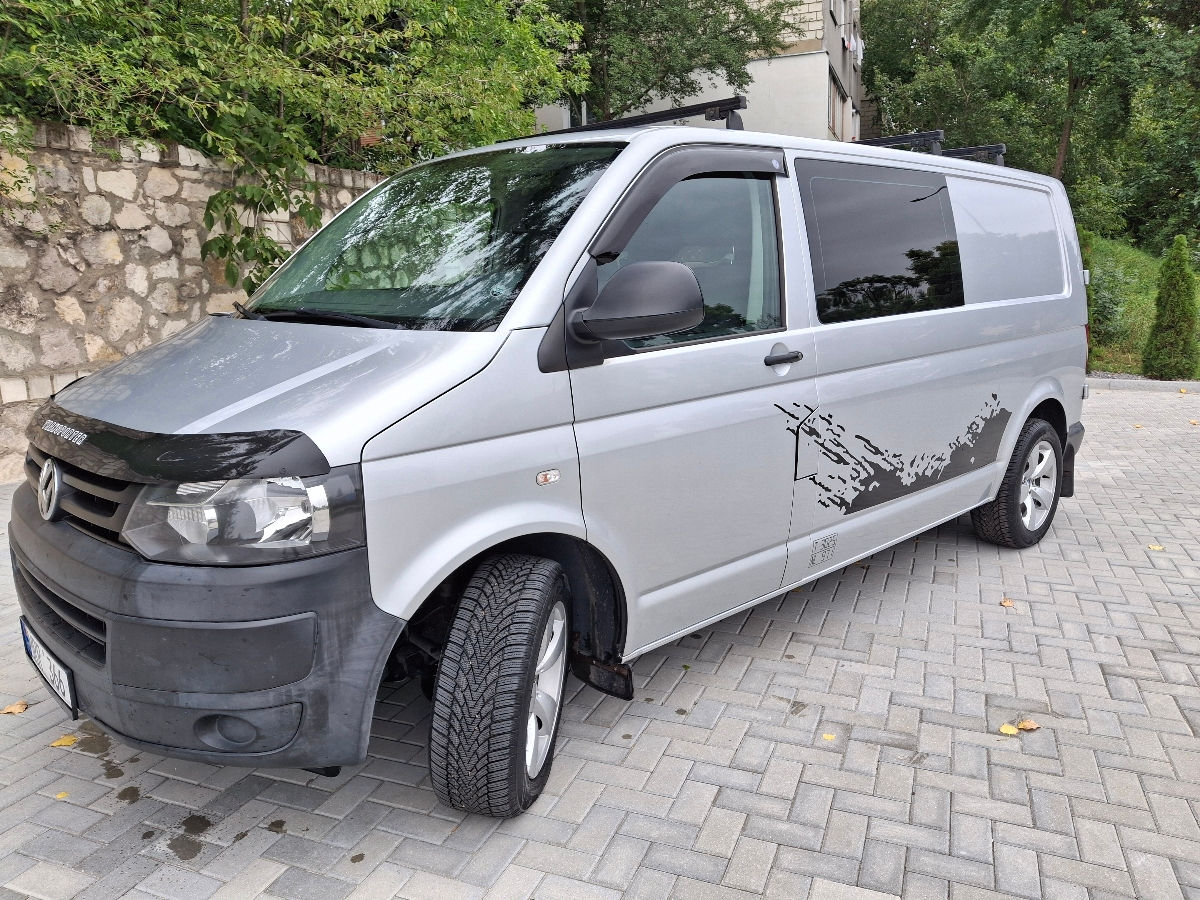 Volkswagen Transporter 2014 г. с пробегом 321000 км, Дизель, 10500