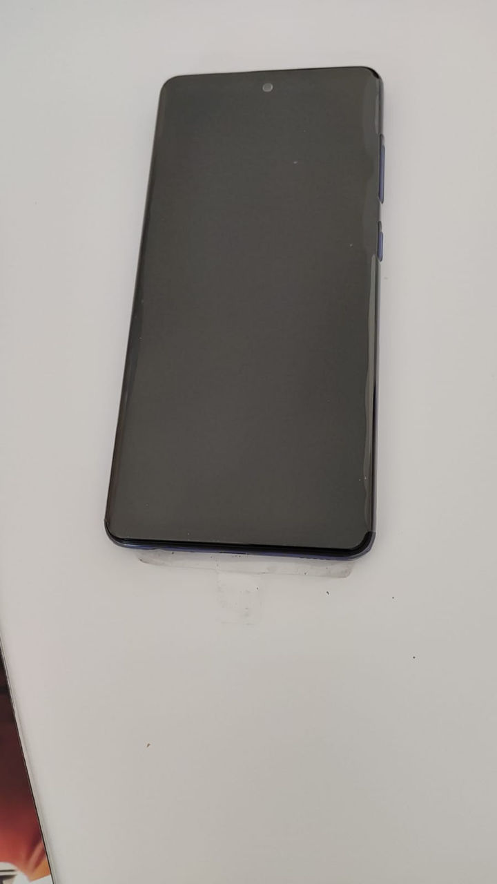 Samsung Galaxy A52s 5g, 6 GB 128g New cu cablu si incarcatoru fara cutie na fost folosit