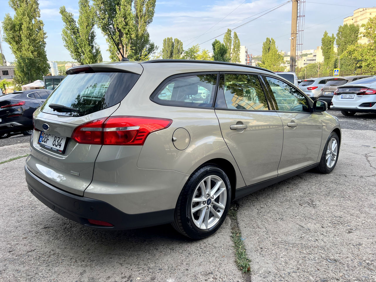 Ford Focus an. 2017 cu rulaj 140000 km, Benzină, 6999