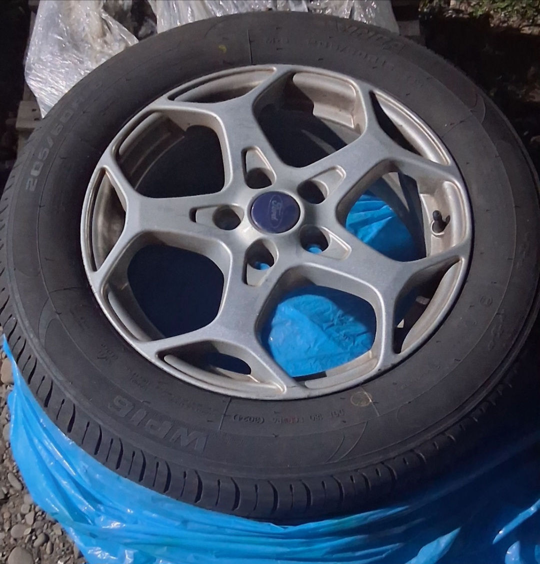 205/60 R16 Ford, 5x108 6.5J, anvelope noi DOT 3024