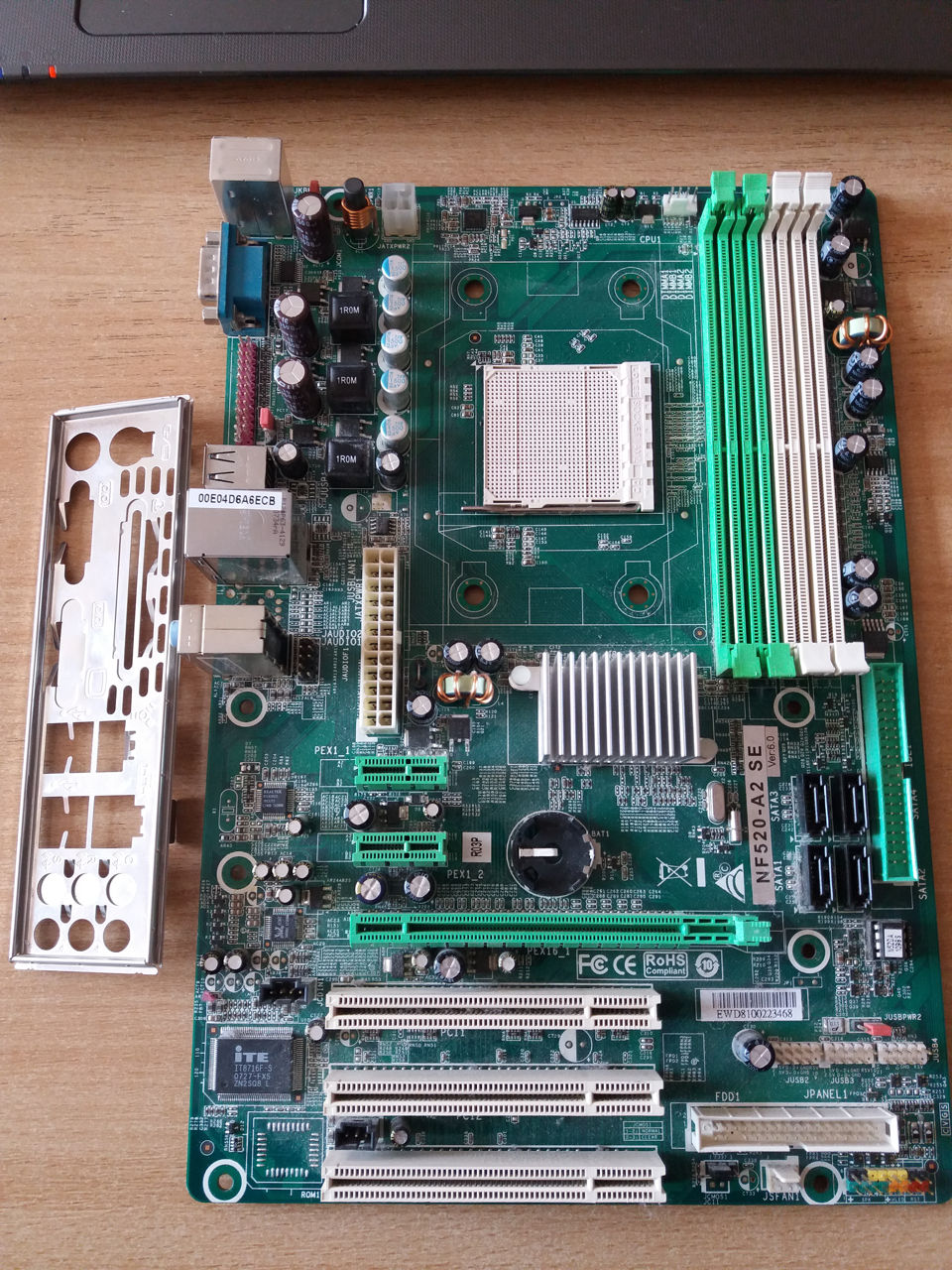Материнские платы, ddr2, socket AM2, 775, По 300 lei