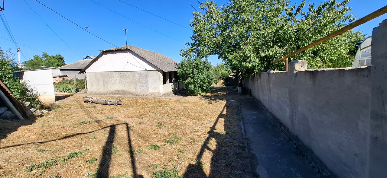 Teren pentru constructie 6 ari Centru Truseni.