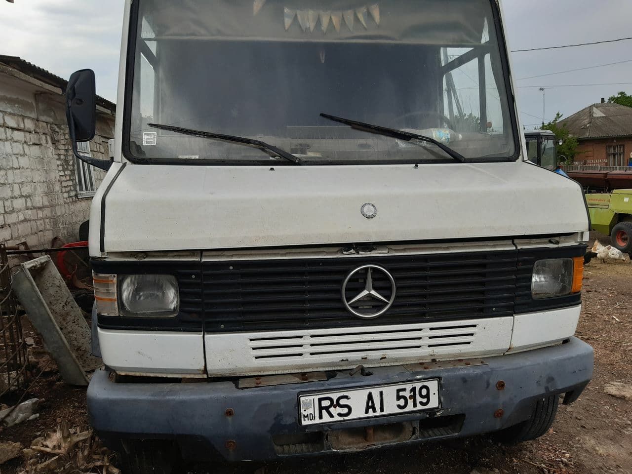 Mercedes 809