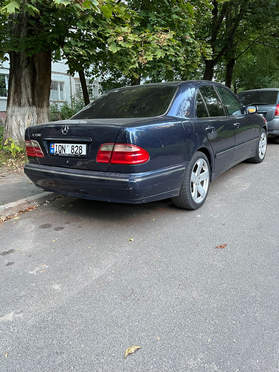 Mercedes E-Class