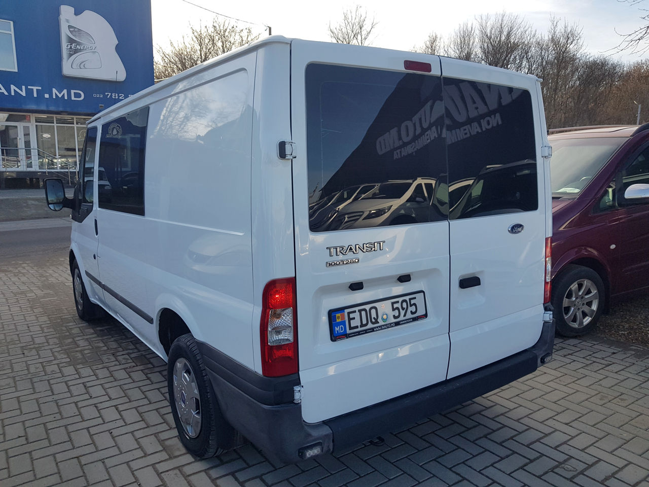 Ford transit 2012